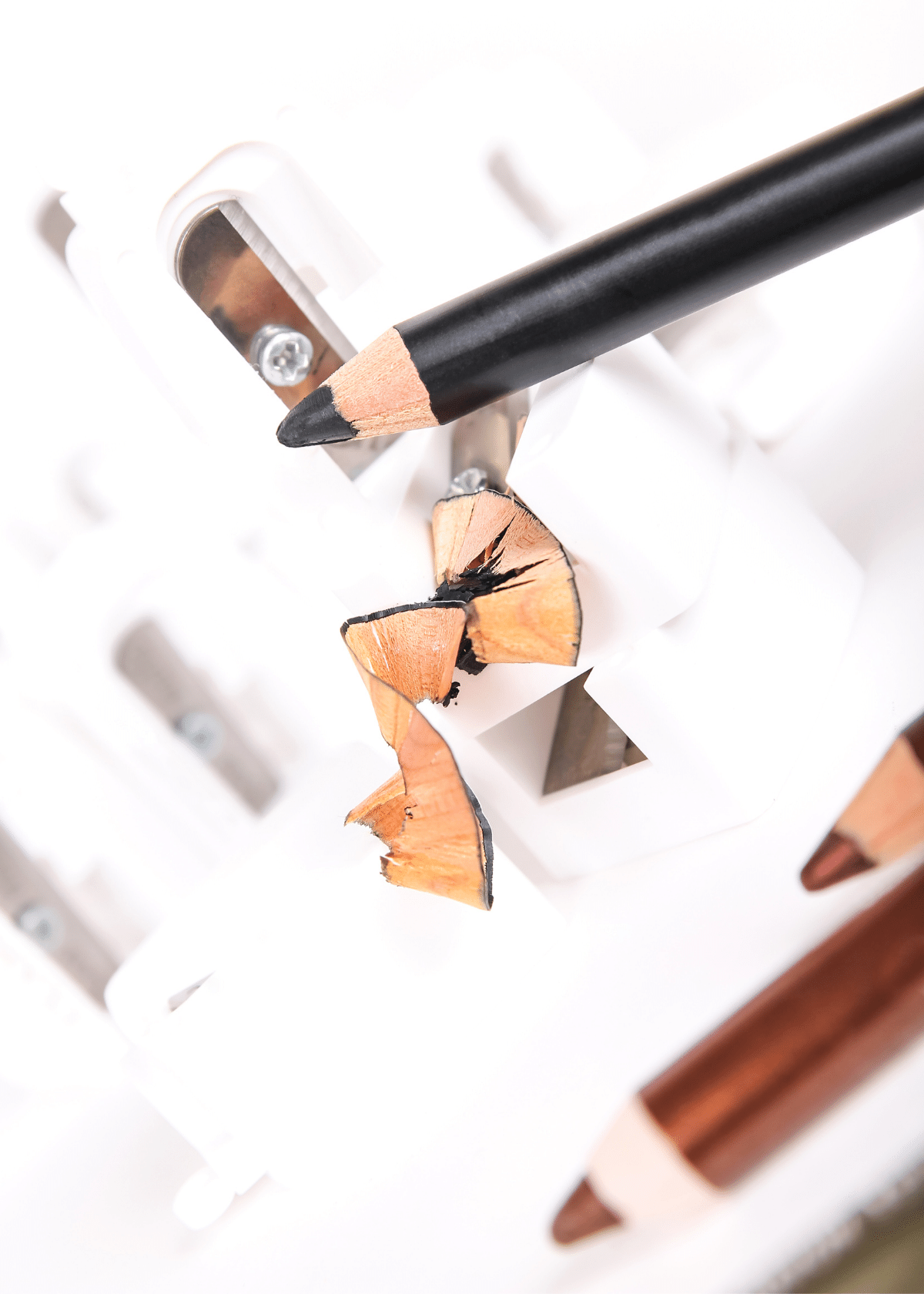 Get A Precise Look With The Best Eyeliner Sharpener