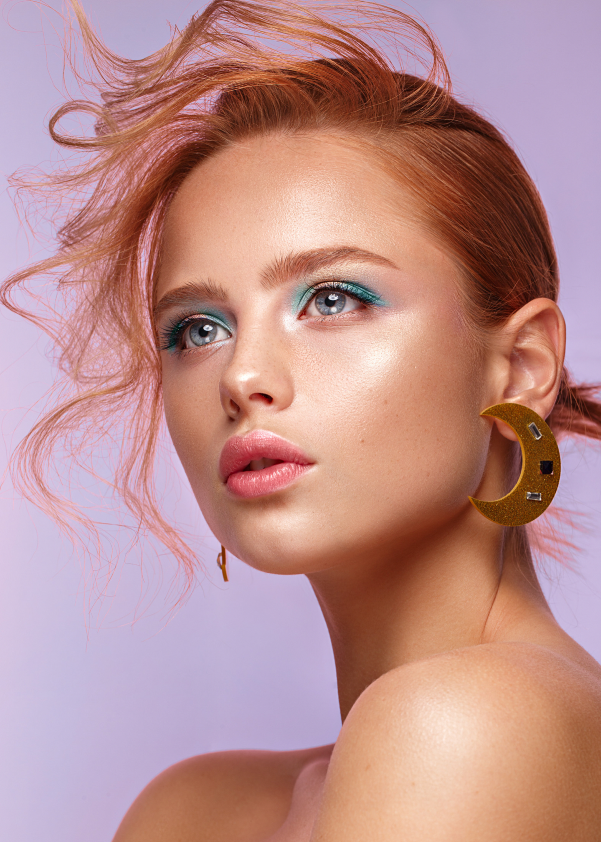 Brighten Up Your Eyes With The Best Inner Eye Highlighter